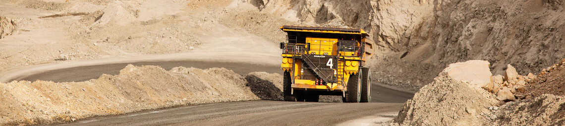 Mining And Quarries tyres | MICHELIN Commercial tyres