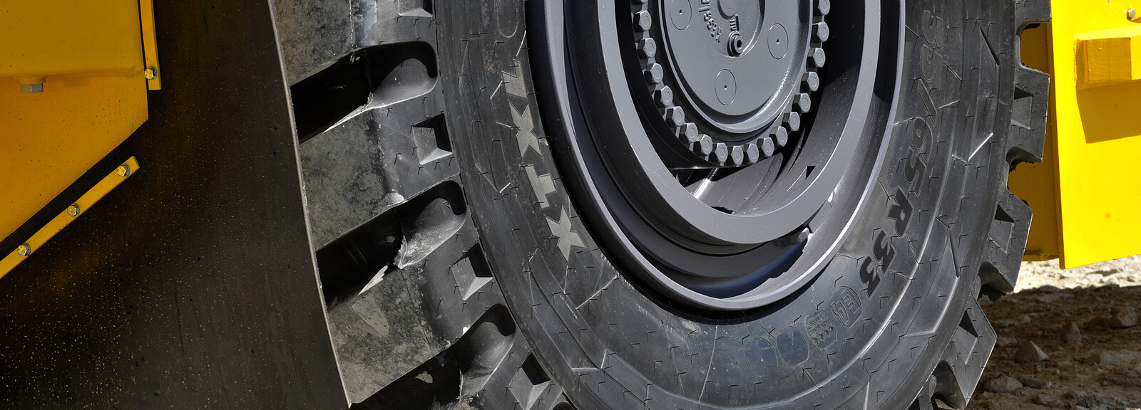 Read Markings on a Mining Tire | MICHELIN COMMERCIAL TIRES