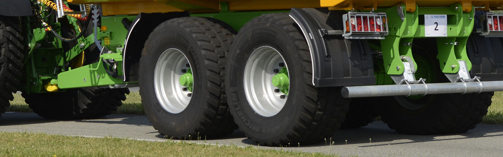 The CARGOXBIB® High Float Tire| MICHELIN COMMERCIAL TIRES