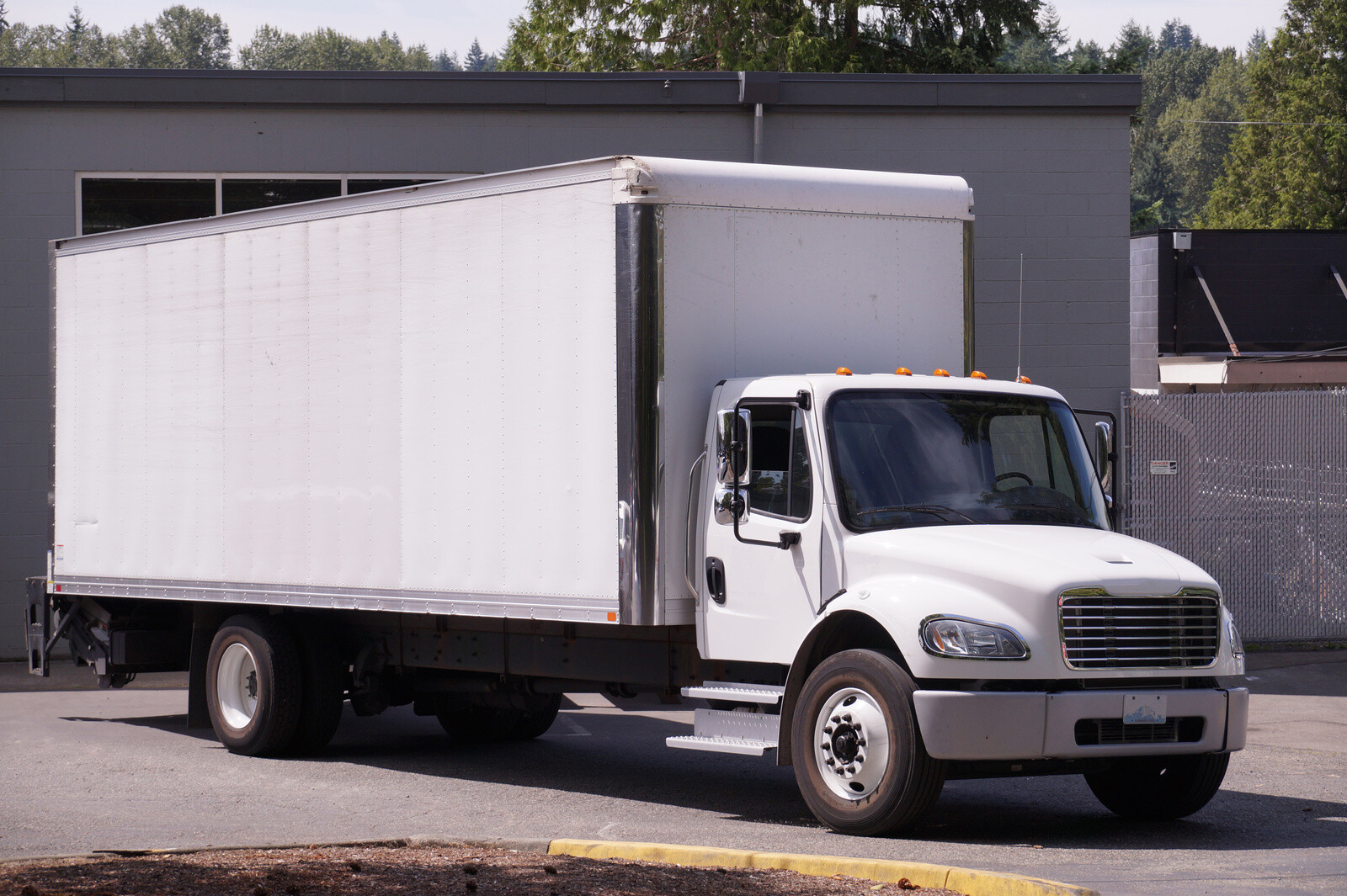 Box Truck Tires | MICHELIN COMMERCIAL TIRES US