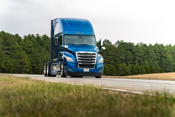 Michelin X® Line Energy Z+ Steer Tire | MICHELIN COMMERCIAL US