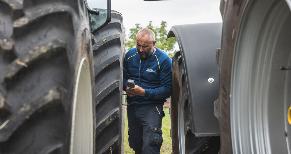How to ensure good tractor tyre maintenance | MICHELIN UK