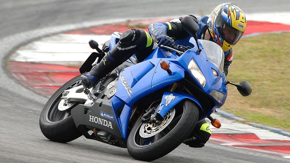 MICHELIN POWER 2CT (パイロット パワー ツーシーティー） | 日本ミシュランタイヤ