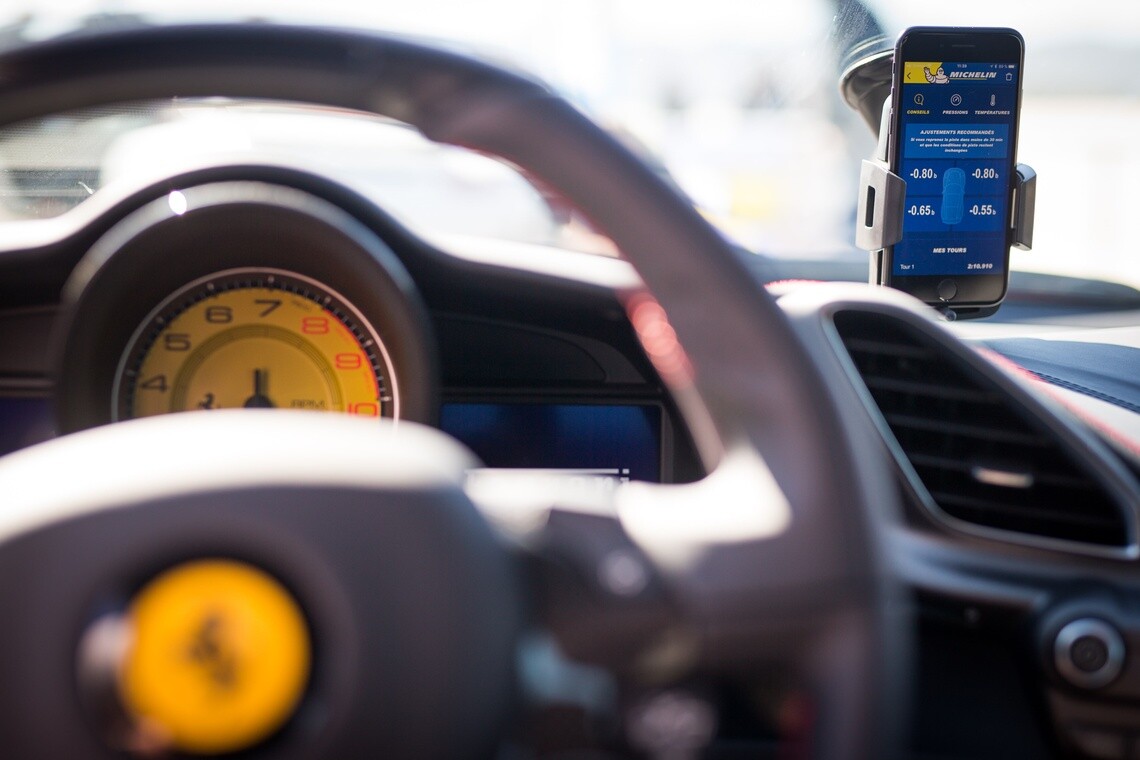 MICHELIN Track Connect : The connected tyres solution | MICHELIN
