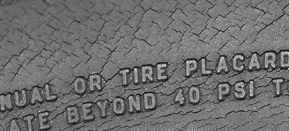 Understanding tire damage on the sidewall | MICHELIN