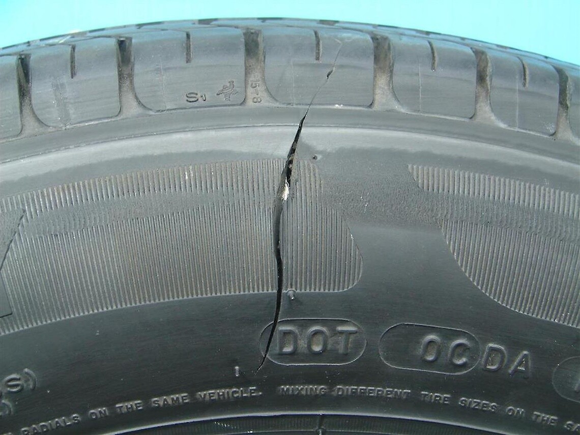 Beschädigte Reifenflanke: Was soll ich tun? | MICHELIN