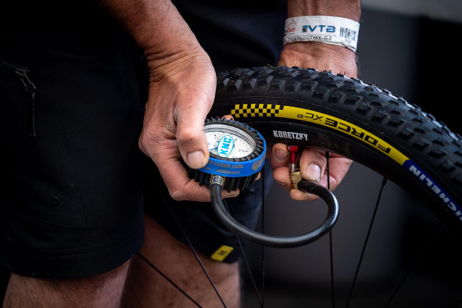 Bike Tyre Pressure Guide | MICHELIN