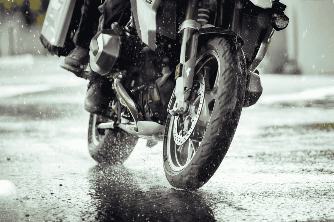Motorcycle tire speed rating and load rating | MICHELIN