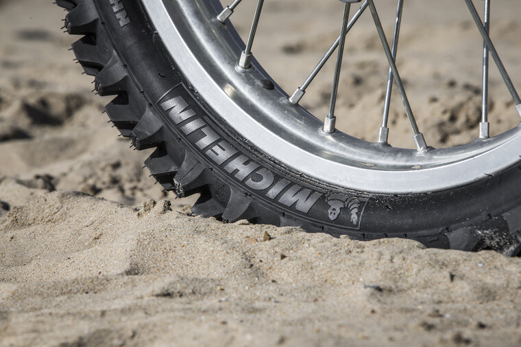 How to choose a motorcycle inner tube | MICHELIN