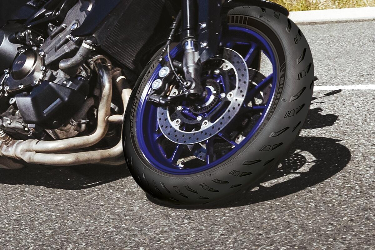 Technologies for Motorbike Tyres | MICHELIN