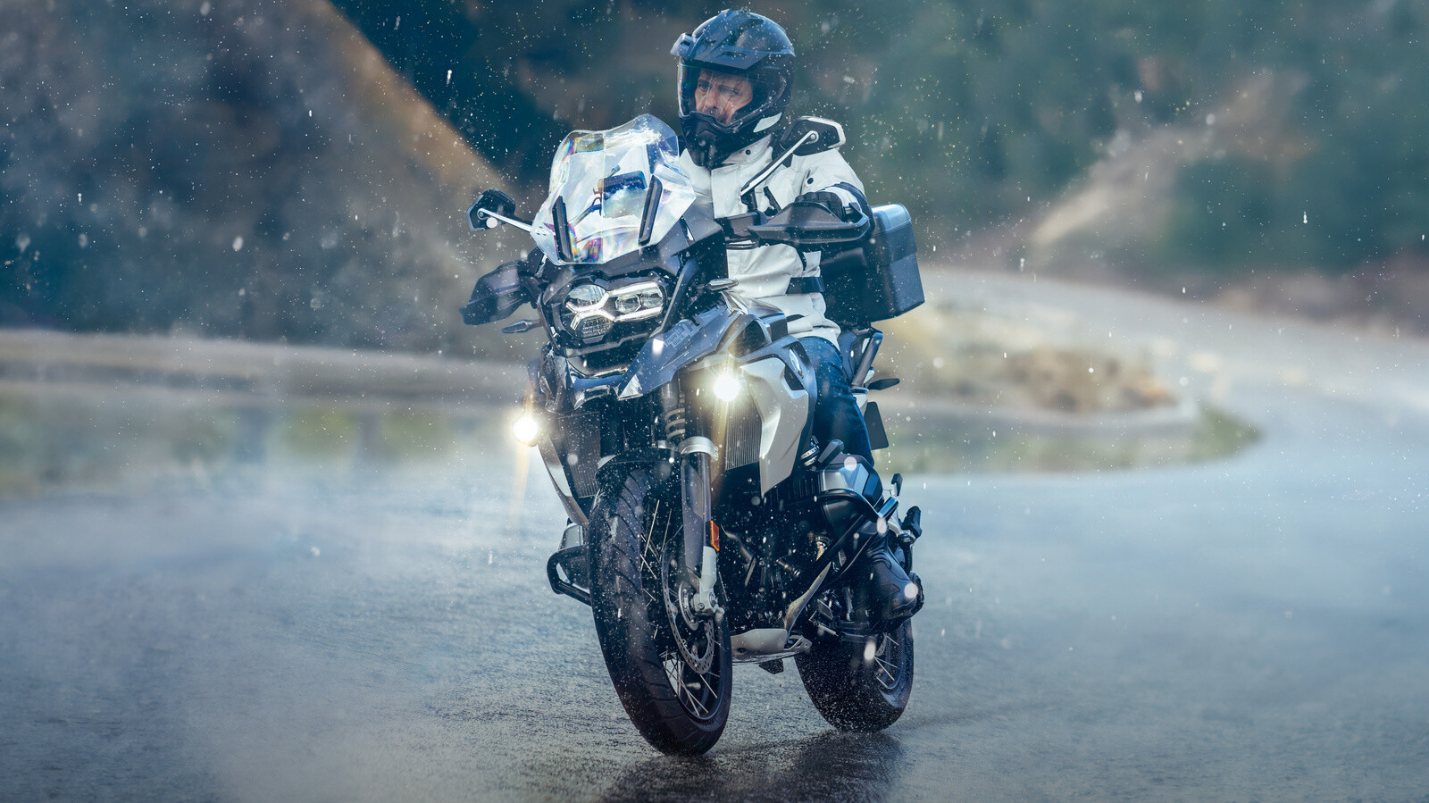 MICHELIN ANAKEE ROAD - Motorcycle Tire | MICHELIN Canada