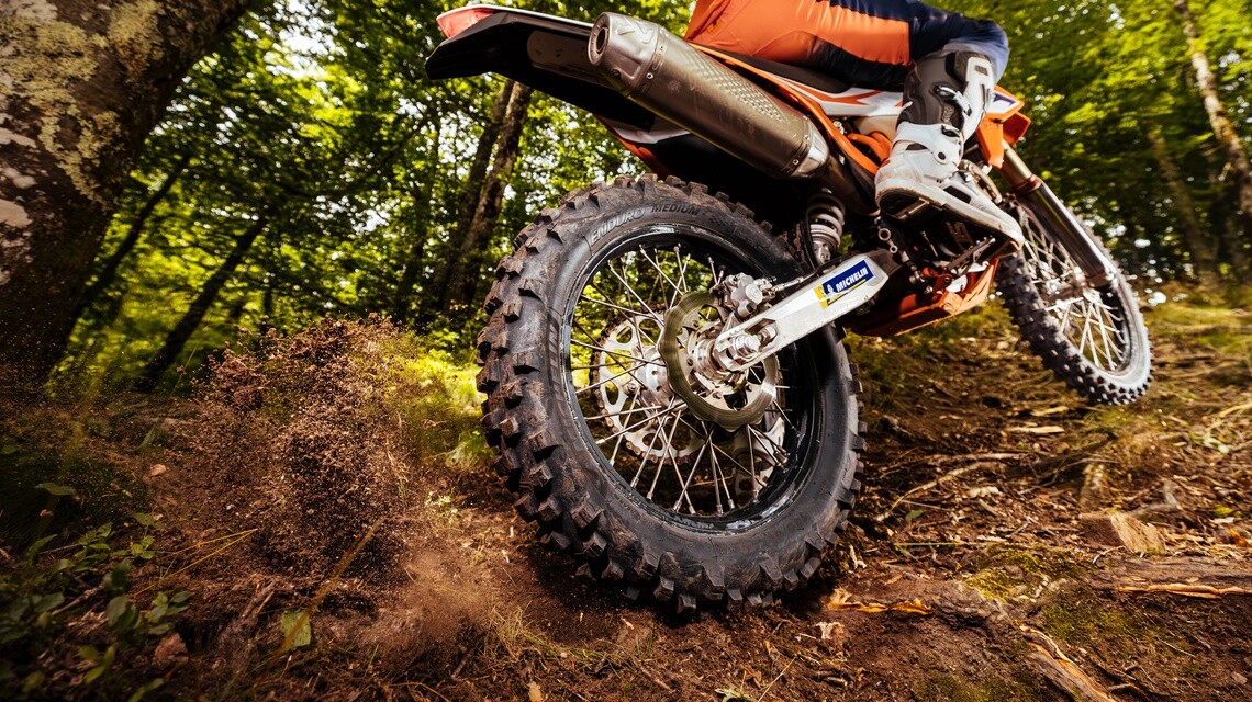 MICHELIN ENDURO MEDIUM 2 - Motorcycle Tire | MICHELIN Canada