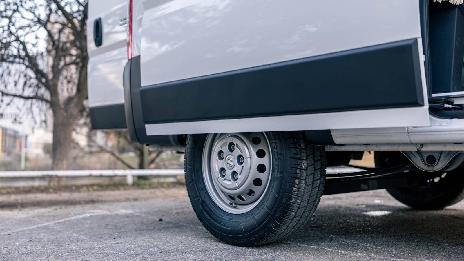 MICHELIN Agilis CrossClimate 2 - Car Tire | MICHELIN Canada