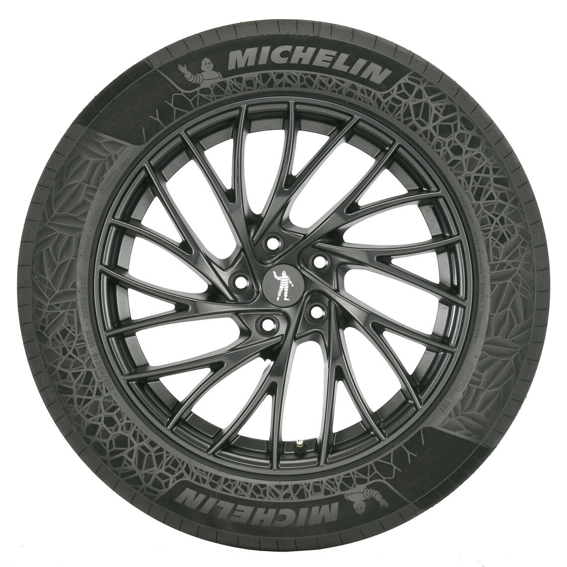 Michelin car tire containing 45% sustainable materials wins the Automotive INNOVATIONS Award ...